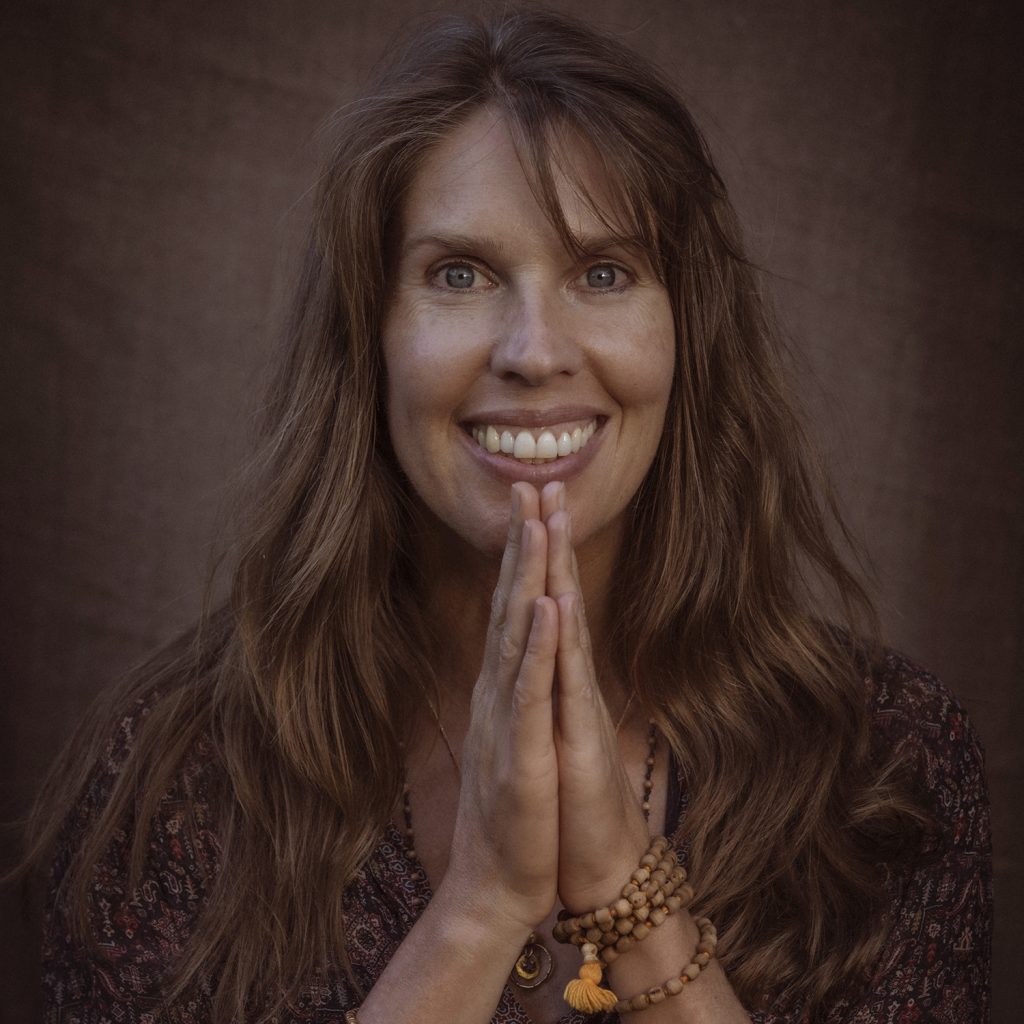 Deva Premal – Auricle Collective